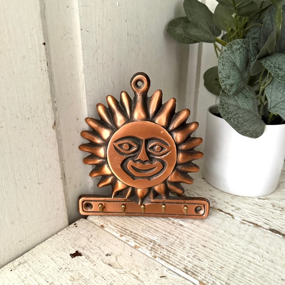 Vintage | Accents | Vintage Sun Face Cast Metal Key Hooks Wall Mount ...